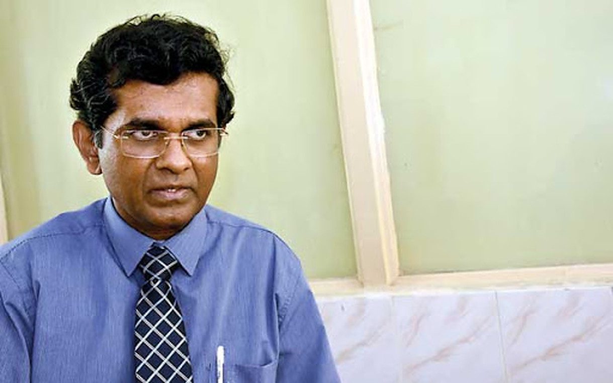 Frontline expert Dr. Ananda Wijewickrama resigns from ministry committee